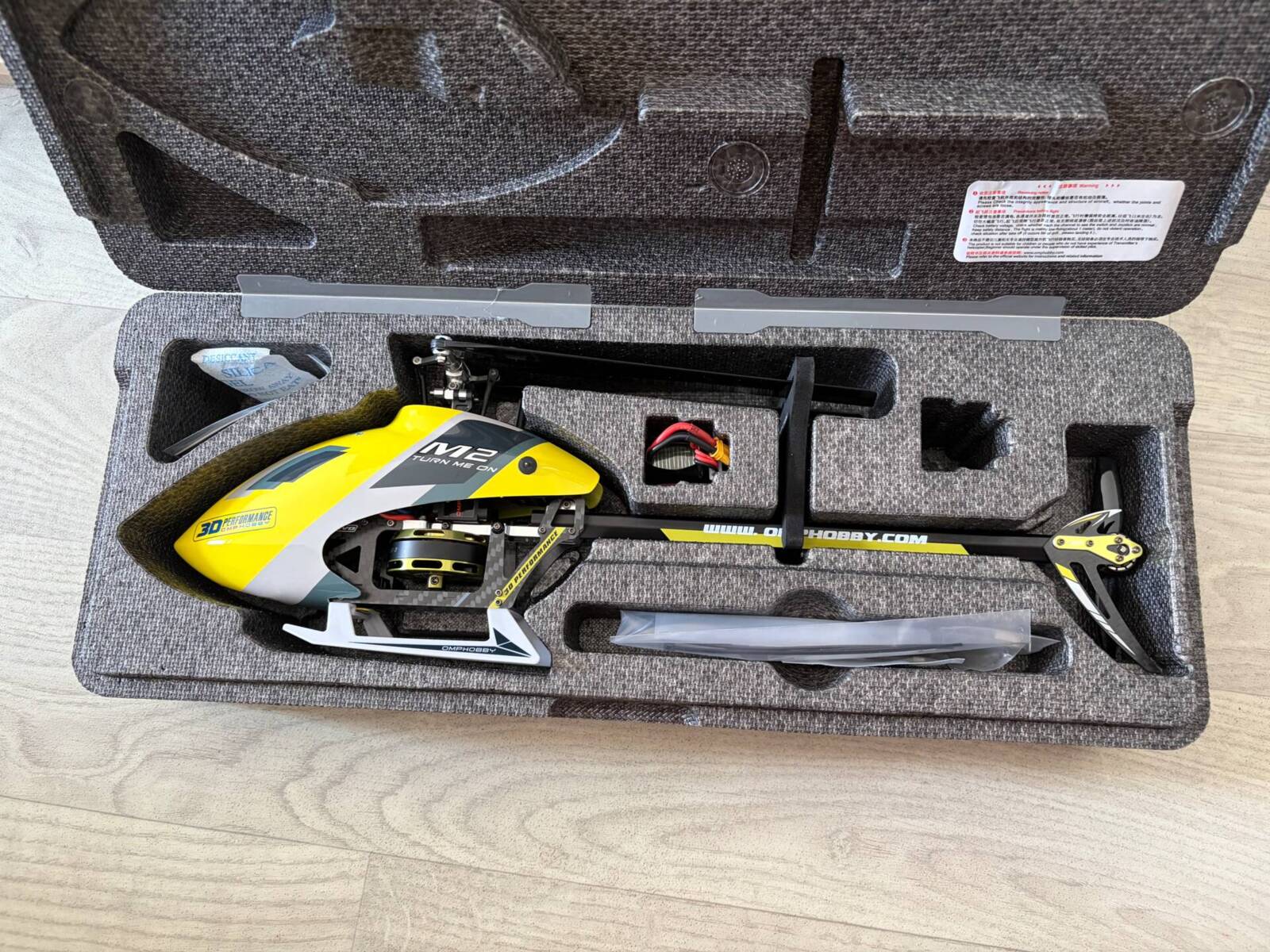 RC vrtulník OMP MK2 PNP-žlutý | modelbazar.cz